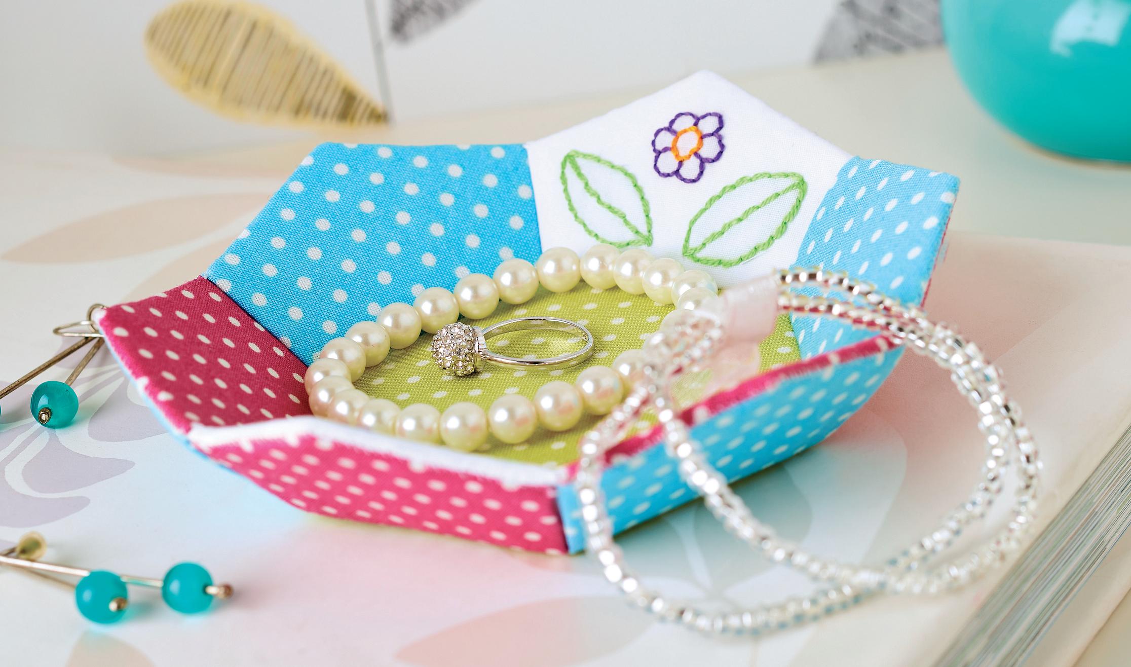 5 Sew Easy Patchwork Projects - Sewing Blog - Sew Magazine