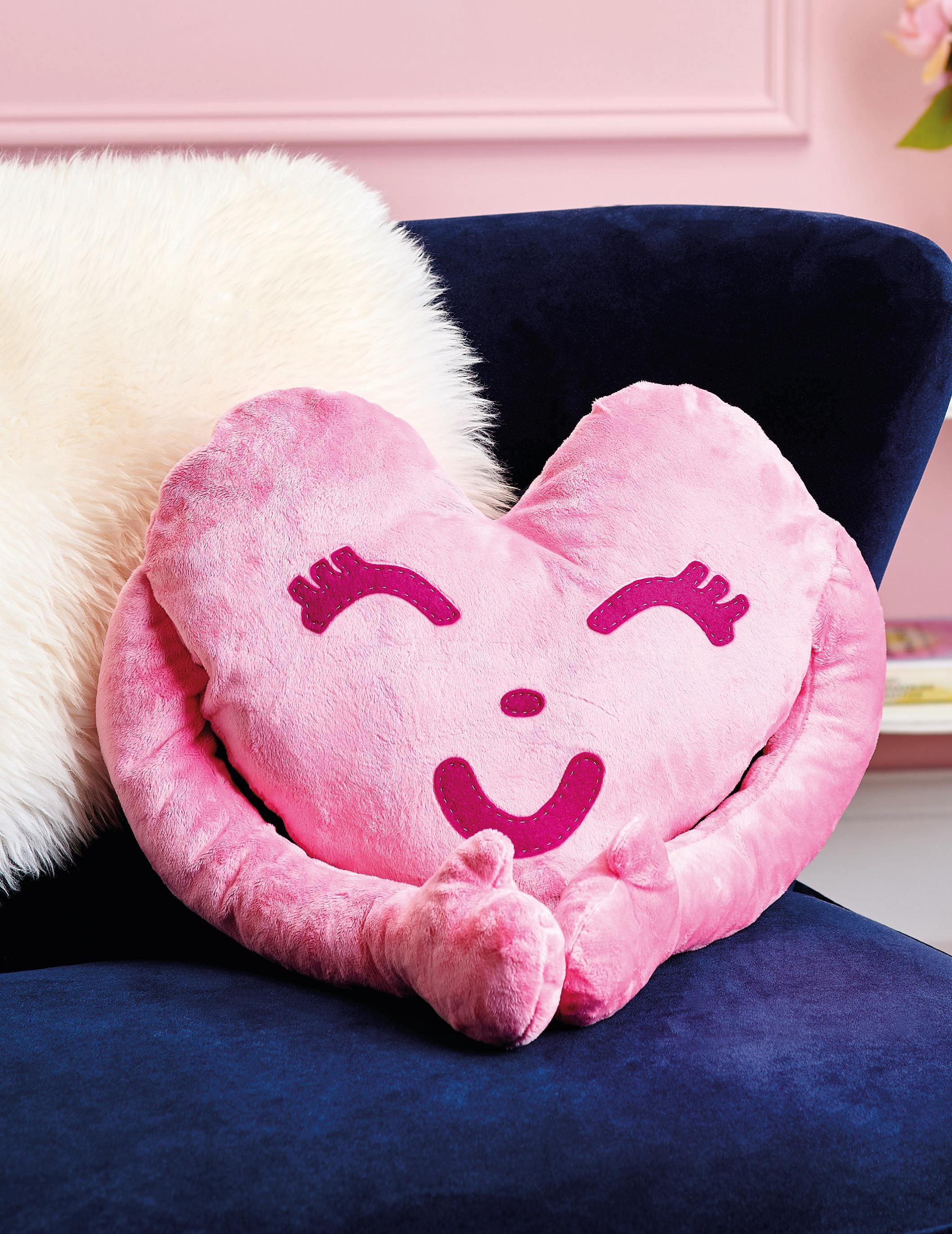 Sewing Magazines | Forum | Cross Stitch | Free Patterns | Sew Magazine