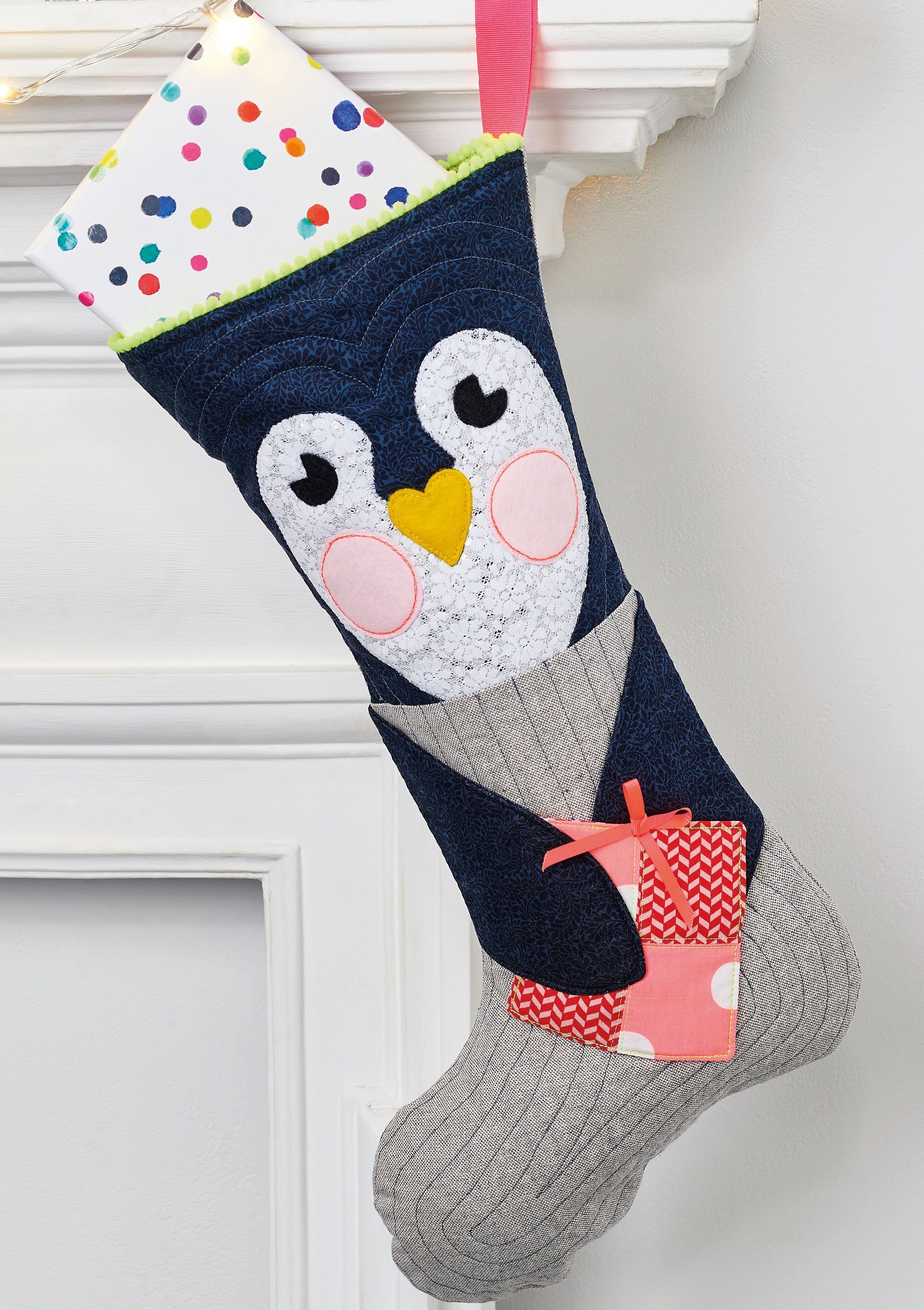 Sew 130 Nov 19 Penguin Stocking - Magazine Templates - Sew Magazine