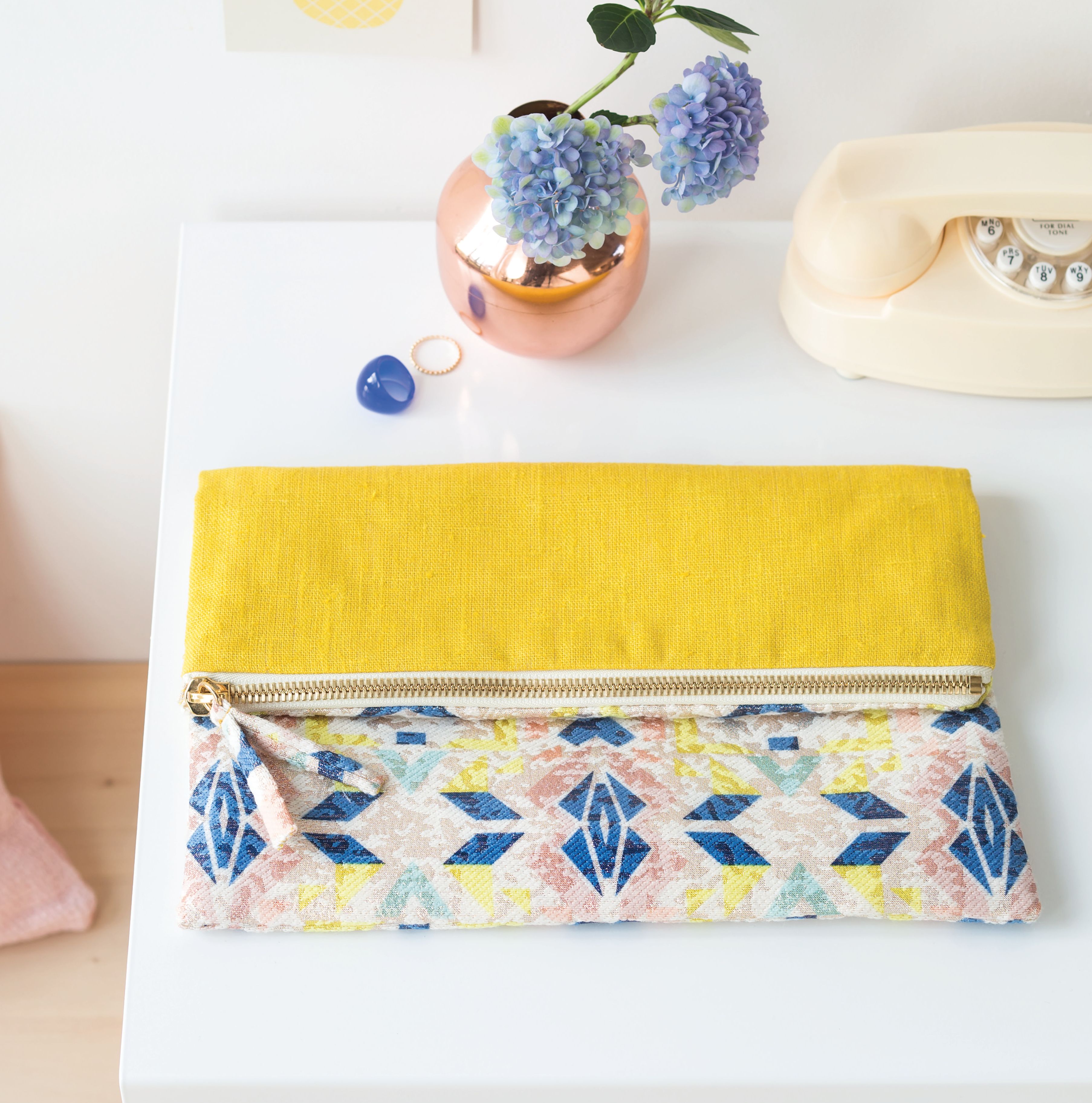 Sew 121 Mar 19 Spring Pouch - Magazine Templates - Sew Magazine